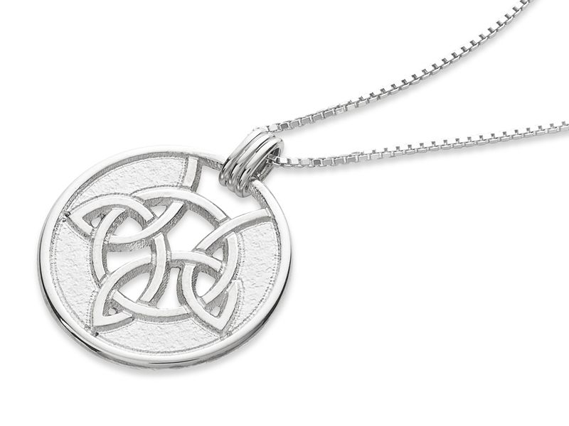 Switha Celtic Round Pendant – Celtic Art Ltd